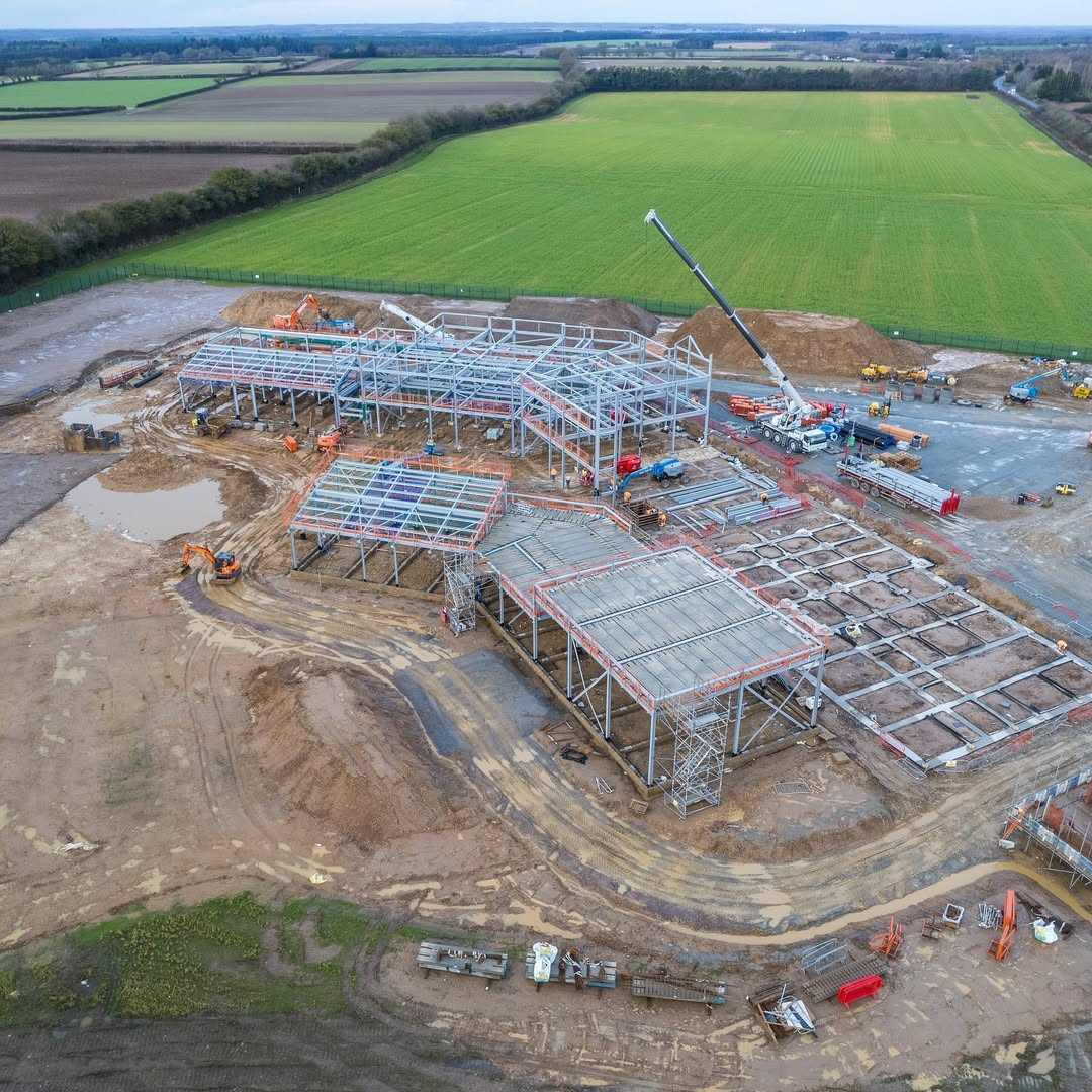 2025 Steel Structure Office Building Workshop Steelstructure Install ...