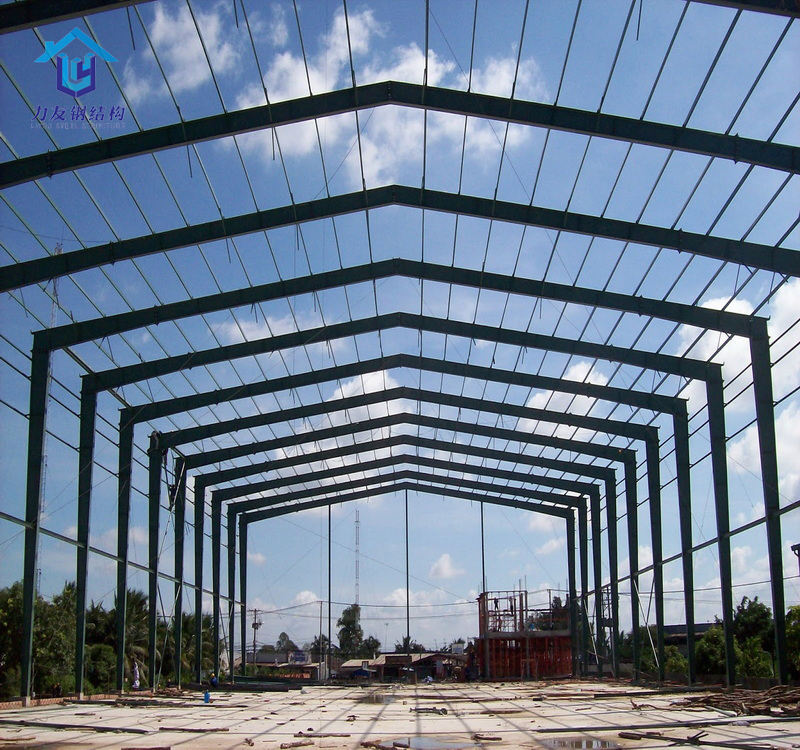 Light Metal Building Construction Gable Frame Prefabricated Industrial ...